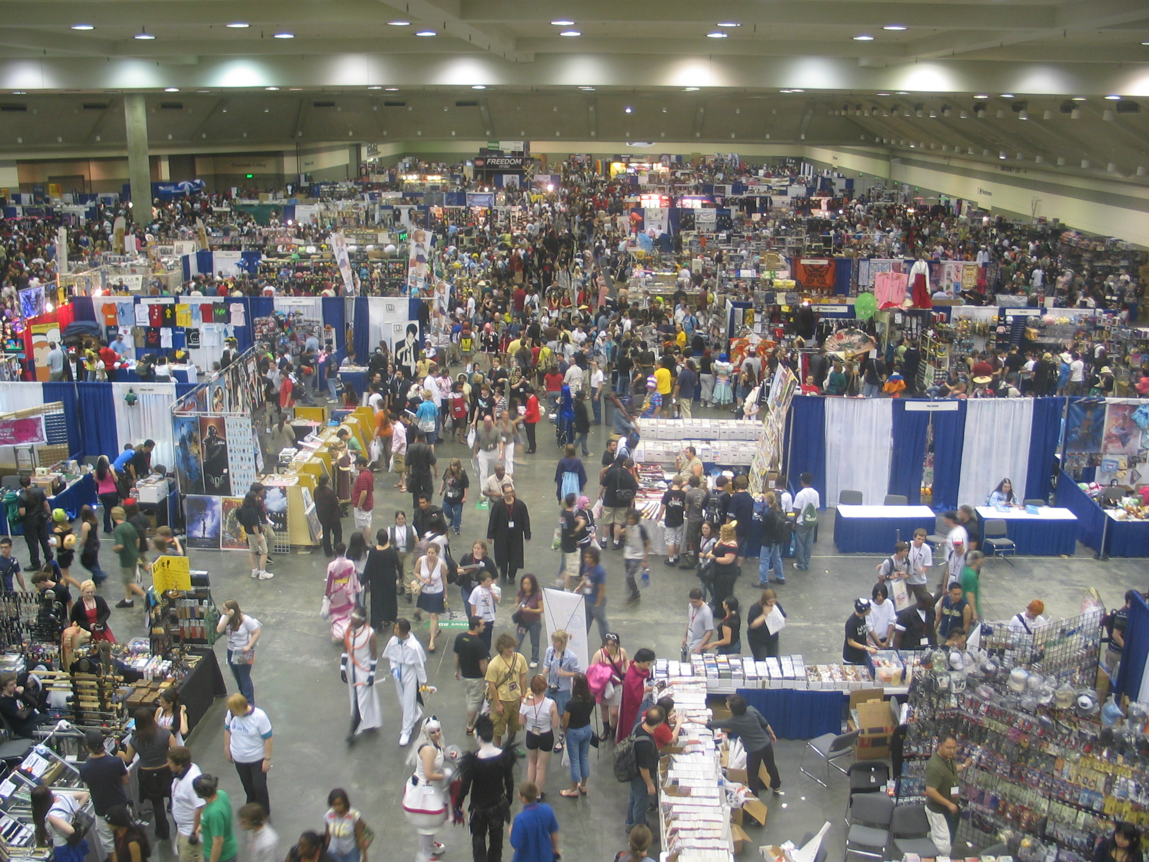 Gallery: Exhibit Hall - Otakon 2007 - Anime News Network