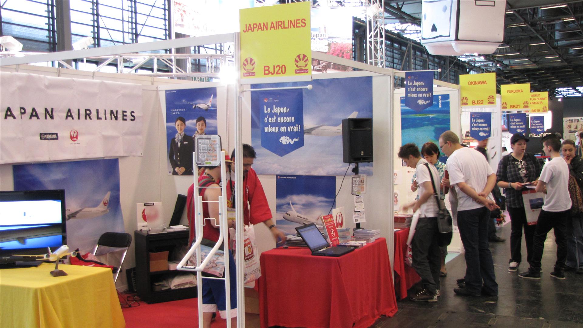 Exhibit Hall - Japan Expo 2012 [2012-07-20] - Anime News Network