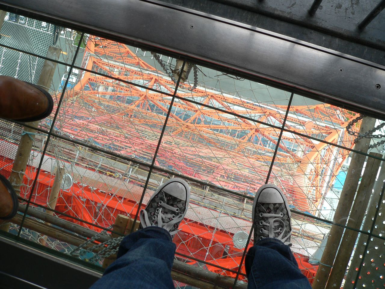 The Tokyo Tower in Anime - Crashing Japan - Anime News Network