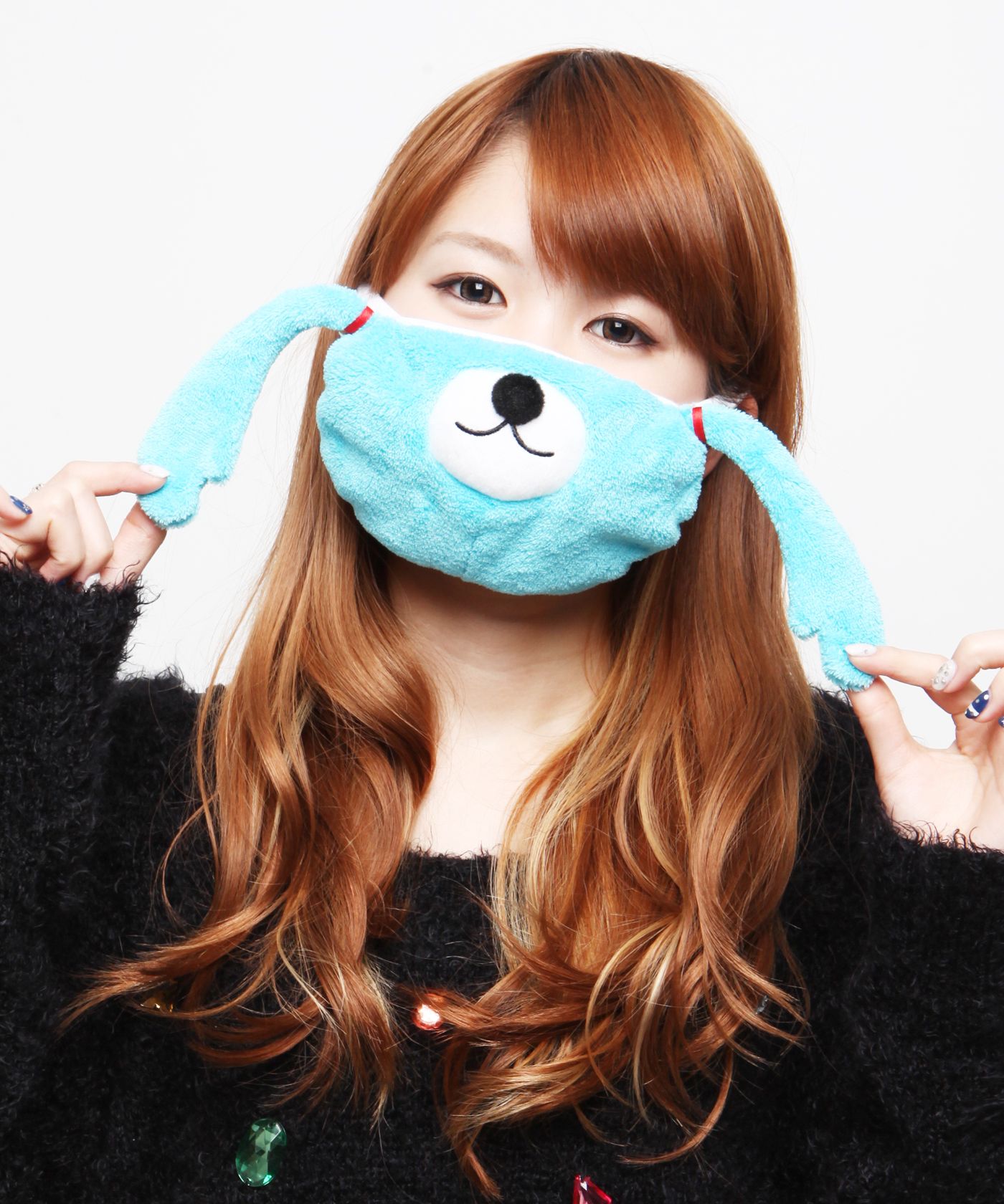 Hatsune Miku's Hair Inspires Face Mask, Hat With Mittens - Interest ...