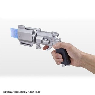 Detective Conan's Kaitō Kid's Card Gun Inspires Glow Sticks - Interest ...