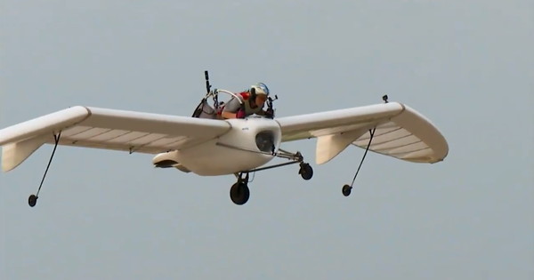 Life-Size Jet-Powered Nausicaä Glider Soars Over Wisconsin - Interest ...