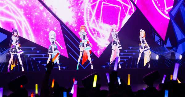 Fans Show VTubing is Here to Stay at hololive's 1st North American ...