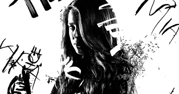 Live-Action Death Note Film's Mia Poster Revealed - News - Anime News ...