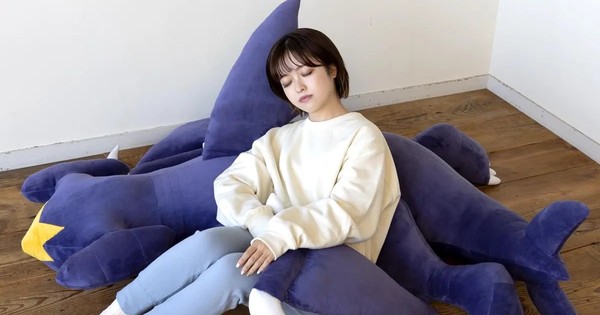 This Garchomp Pokémon Cushion Might Be Bigger Than You - Interest ...