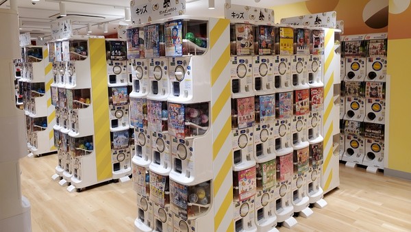 Inside Bandai Namco's First Akihabara Arcade - Anime News Network