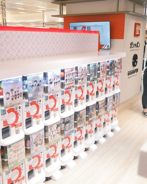 Get Great Capsule Surprises in Gashapon Bandai Official's 1st Store in ...
