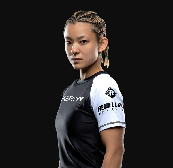 MMA : découvrez la catcheuse Itsuki « Android 18 » Hirata - Temps forts ...